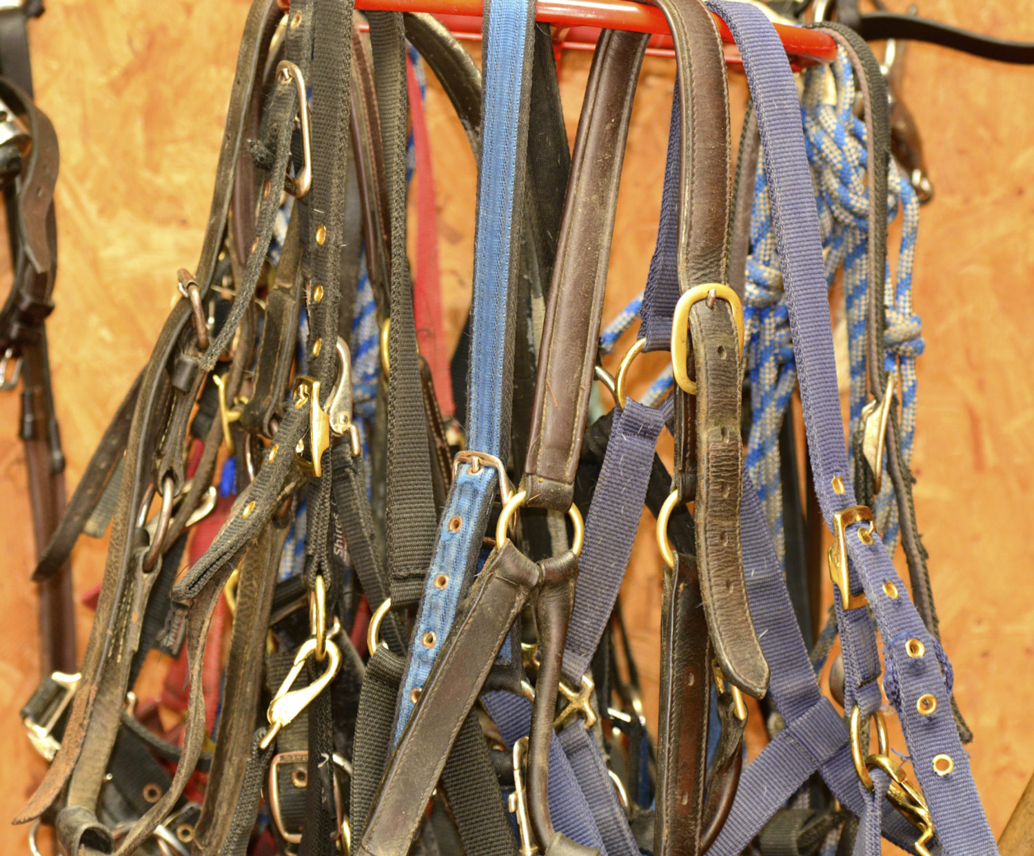 5 Tips for Decluttering Your Barn